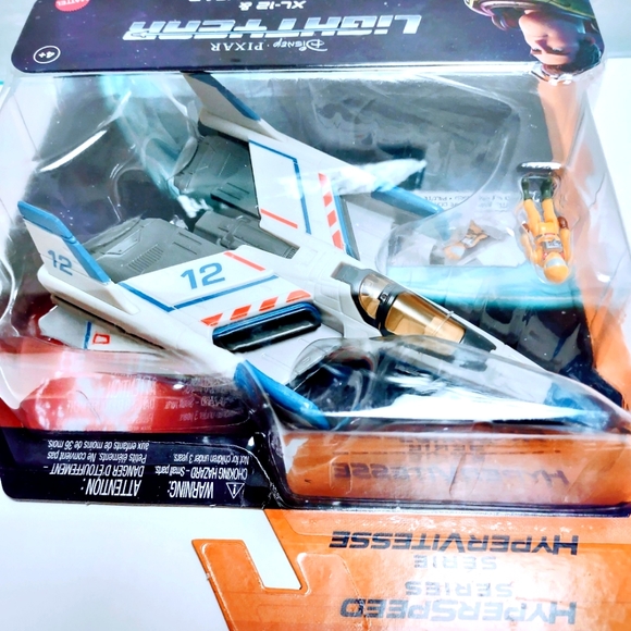 Mattel | Toys | Disney Pixar Lightyear Xl2 Buzz Lightyear Hyper Speed ...